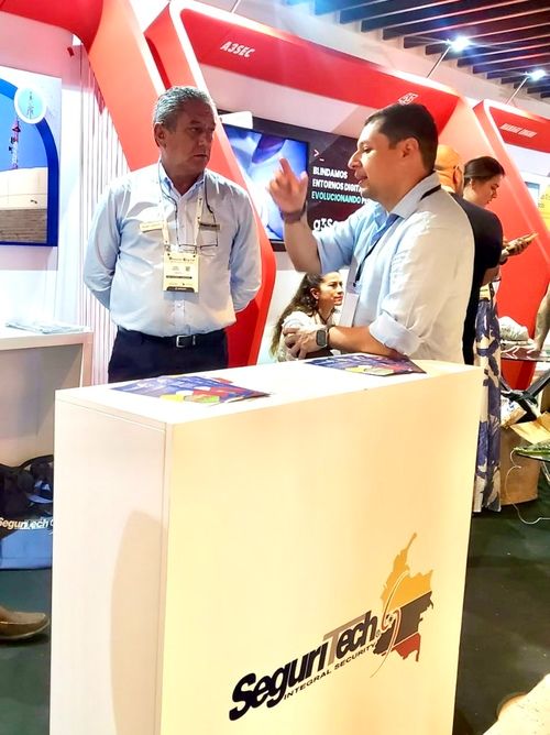 Seguritech presenta su tecnologia en Congreso ANDICOM 2...